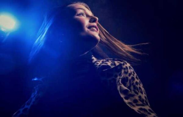 Speedlight Photography Tutorial | Learn From Frank Doorhof