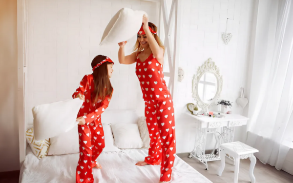 10 Best Mother's Day Photoshoot Ideas [Create Warm Memories]